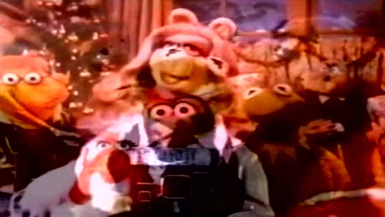 Muppets Polaroid Commercial Ad - RaveDJ